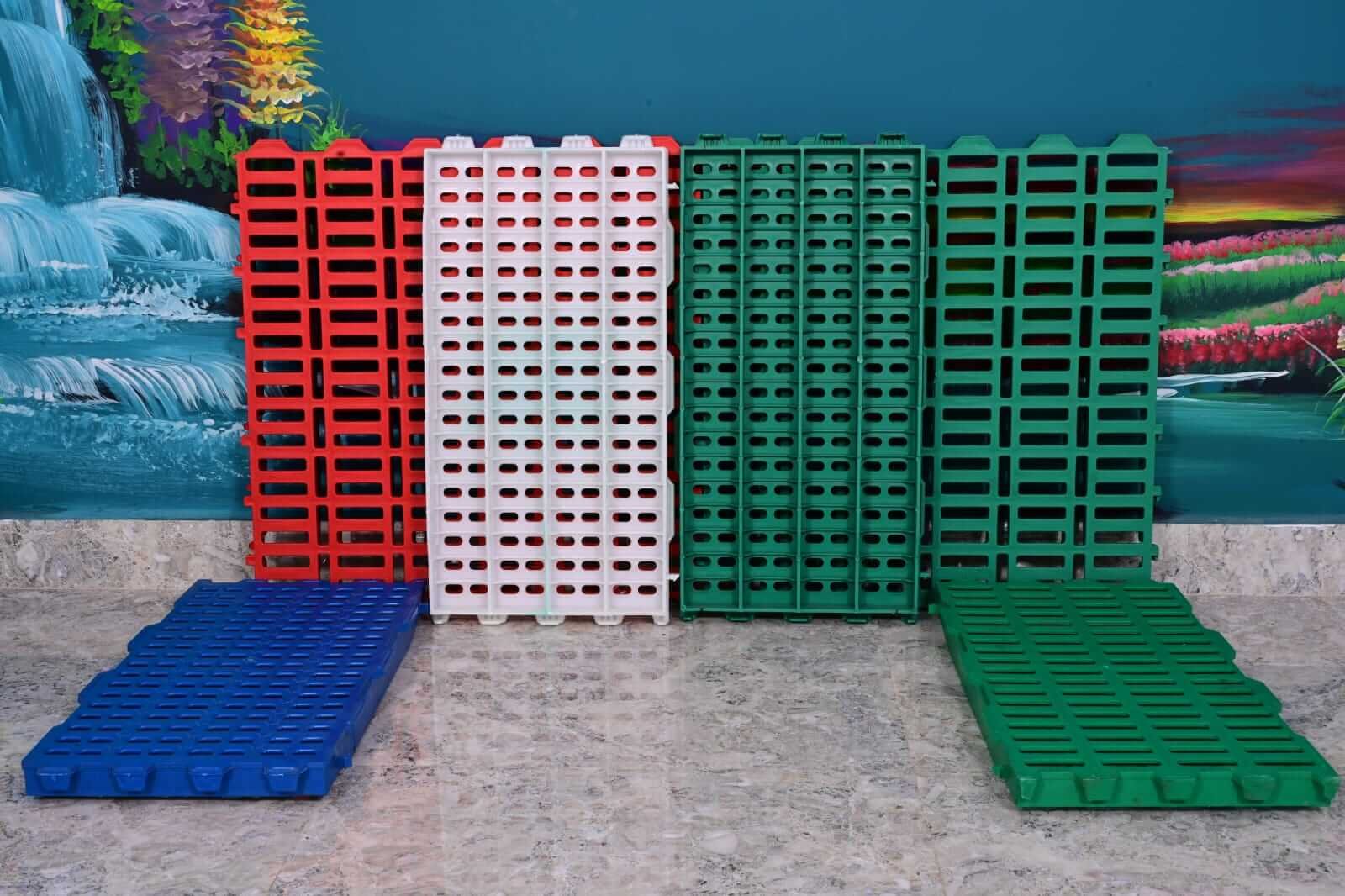 Poultry Farm Plastic Flooring in India | PSR Polymers